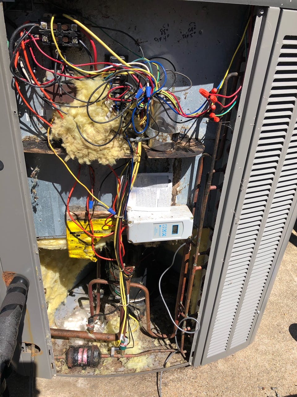 Service Mice and Landscapers Cripple Aging Chiller Plant | Contractor